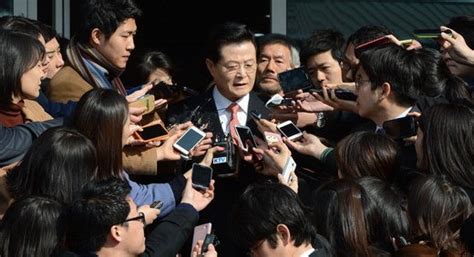 청와대 비서진 추가 발표 ‘친박 좌장의 귀환장·차관 인사까지 주도 최강 실세로 파이낸셜뉴스