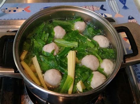 蔬菜貢丸湯 by 小家庭的簡單小料理 愛料理