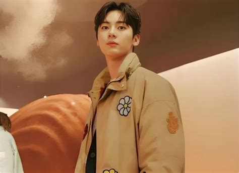 Hwang Minhyun Wanna One Profile Age Height And Facts
