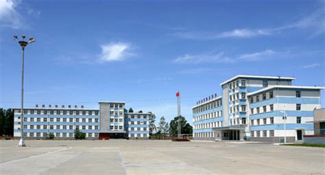 大庆市第十七中学图册 360百科