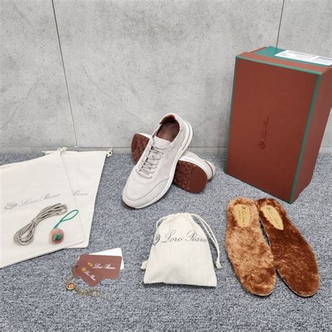 로로피아나 위크엔드week End 스웨이드 남성 스니커즈 연베이지 풀박스 루호샵