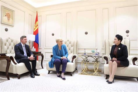 Бүгд Найрамдах Словени Улсын Ерөнхийлөгч төрийн айлчлал хийхээр хүрэлцэн ирлээ