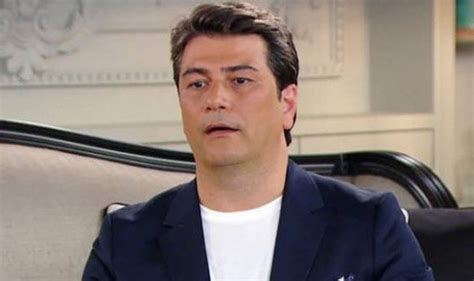 Son Dakika Ünlü Sunucu Vatan Şaşmaz öldürüldü Medyafaresi