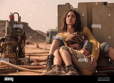 Sofia Boutella And Brooklynn Prince In Settlers 2021 Directed By Wyatt Rockefeller Credit