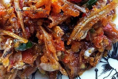Ini Cara Senang Step By Step Buat Sambal Tomato Ikan Bilis Bertambah