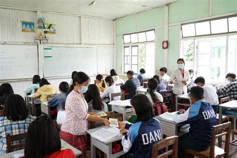 ပင်းတယမြို့၌ မူးယစ်ဆေးဝါးအန္တရာယ်အသိပညာပေး သတင်းစကား လက်ကမ်းစာစောင်များဖြန့်ဝေ Information And