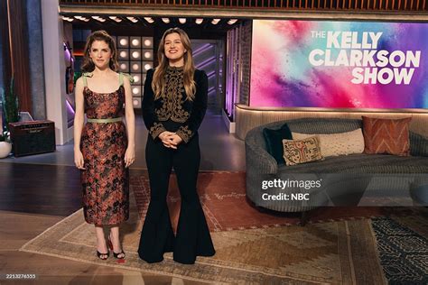 Anna Kendrick Kelly Clarkson News Photo Getty Images