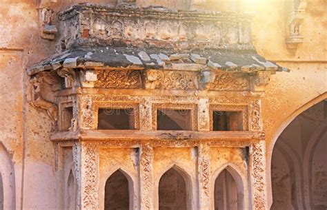 Bagni Della Regina In Hampi Stato Del Karnataka India Scultura Del Anci Di Pietra Immagine