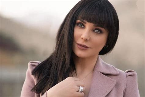 سلاف فواخرجي تخطف الأنظار في أحدث إطلالة لها