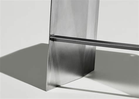 Camber Bar Stool Leibal