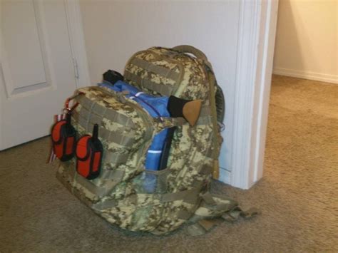 S H T F Bug Out Bag Survival Gear [[ Must Watch ]] 2014 Youtube