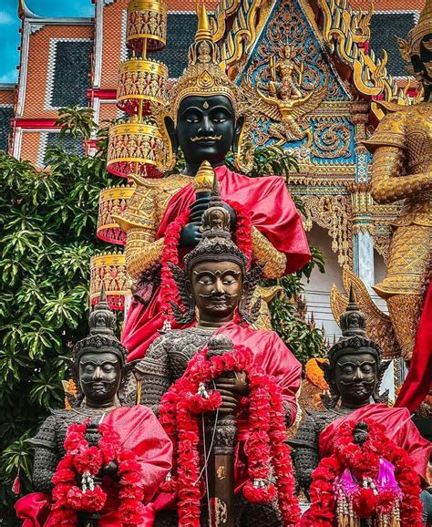 ท้าวเวสสุวรรณ วัดจุฬามณี จ สมุทรสงคราม พุทธศิลป์ วอลล์เปเปอร์หน้าจอหลัก รูปโปรไฟล์การ์ตูน