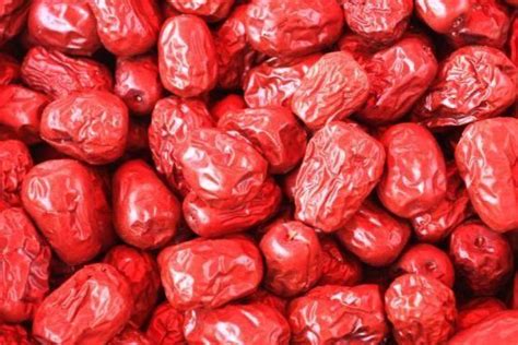 家庭酿酒技术之红枣枸杞酿酒技术及功效