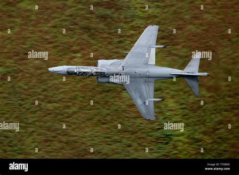Bae Harrier T12 Zh659 107 Cottesmore 20 R Sqn Low Flying Through Bwlch Pass Welsh Military