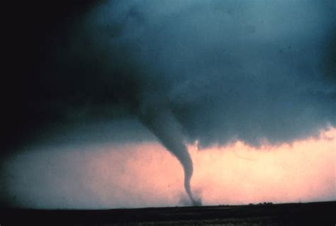 Nssl0054 Tornado With Dust And Debris Cloud Forming At Sur Flickr