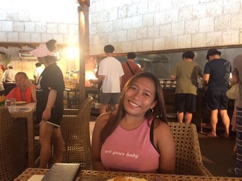 Hot Girl With Big Bust Filipino Escort In Cebu City