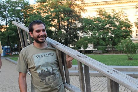 За мен истински свободното място за развитие е тук Чуждоземец