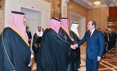 السيسي مصر ملتزمة بموقفها الثابت تجاه أمن الخليج