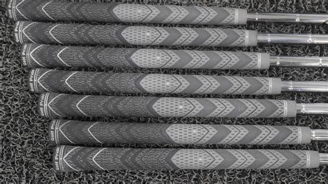 골프딜 다이나믹골드 투어이슈 S200웨이트락 상품정보