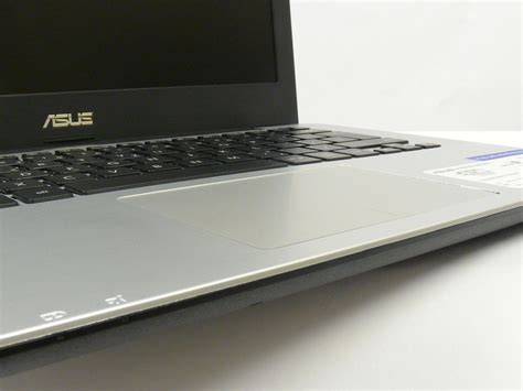 ASUS X302La třináct palců s plnou výbavou a solidním provedením Recenze NOTEBOOK cz