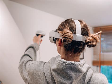 My Gfs Solution For Stopping The Quest Strap From Moving Out Of Place R Oculusquest