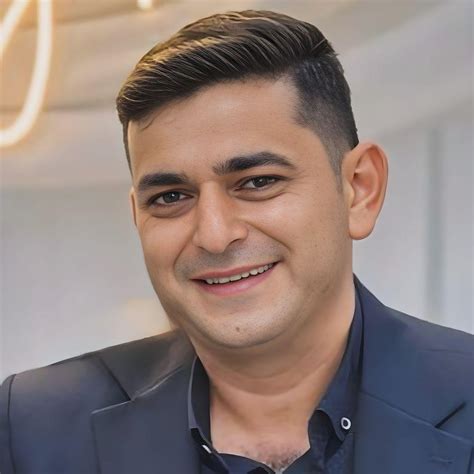 این فیلم بیانگر این است که از هر دست که بدی با ان دست بر میگرده واقعا