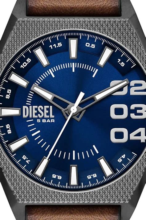 Часы Diesel мужской цвет коричневый | ANSWEAR.ua