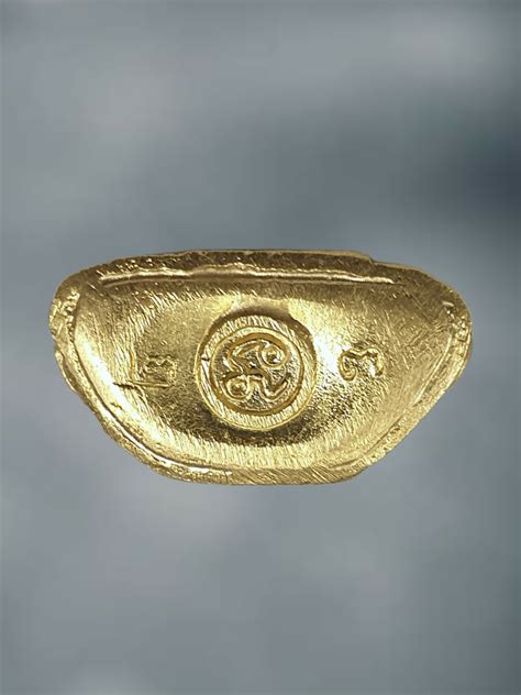 พระพุทธชินราช เนื้อทองคำ ติ่ง พระเครื่อง 100 ปี