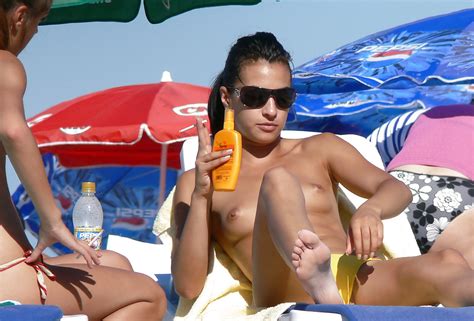 Smoking Beach Girls Photo X Vid Com