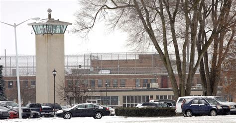 Man Sentenced For Killing Fellow Inmate Inside Michigan Prison Cbs