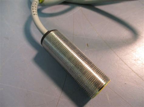 Turck Inductive Proximity Sensor Bi5 G18 Ap6x 7m Nwob Lot Of 2 Etech Surplus