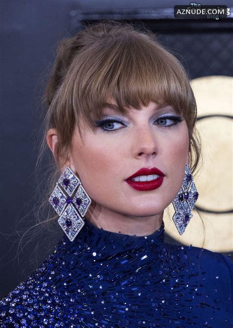 Taylor Swift Sexy Shows Off Her Stunning Figure At The 65th Annual Grammy Awards In Los Angeles
