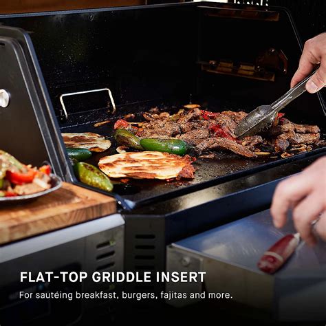 Masterbuilt Gravity Series 800 Digital Charcoal Grill Griddle And