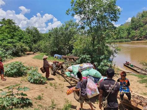 နိုင်ငံတဝန်းမှာ အာဏာသိမ်းပြီးနောက် နေရပ်စွန့်ခွာ ထွက်ပြေးနေရသူ တစ်သန်းကျော်အထိ ရှိလာ နိုင