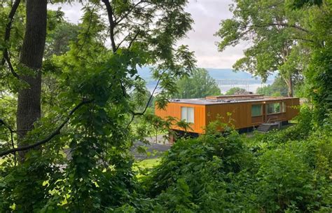 خانه گرگ ؛ خانه همین قدر ساده می تواند همین قدر افسون گر باشد تصاویر