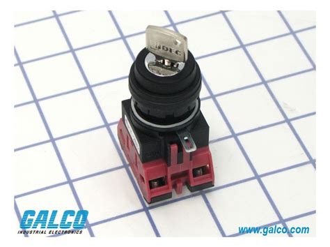 HW1K 2B02 IDEC Selector Switches Non Illuminated