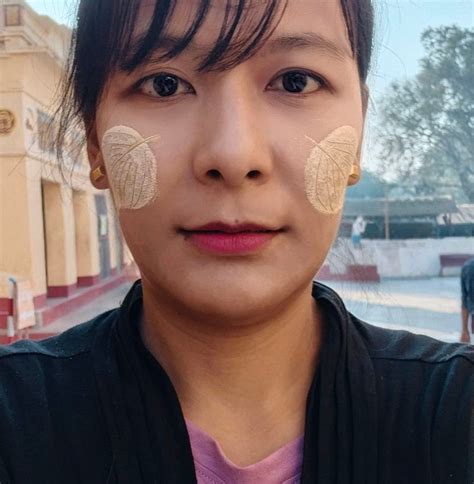 Khit Thit Media ကျောက်ဖြူတွင် စျေးဝယ်လာသည့် စစ်သား ၁ ဦး ဓားခုတ်ခံရပ