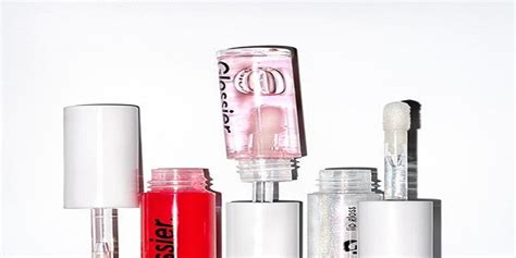 The Key Difference Between Lip Stick And A Lip Gloss