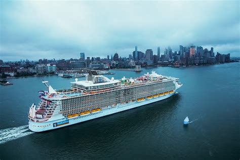 Oasis Of The Seas Cruise Ship