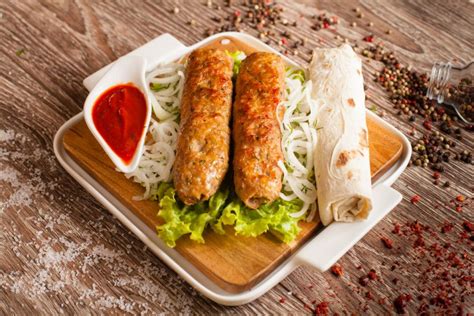 Люля кебаб из свинины простой и вкусный рецепт как приготовить пошагово