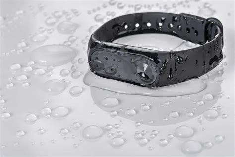 The Best Waterproof Fitness Trackers 2020 Buyers Guide