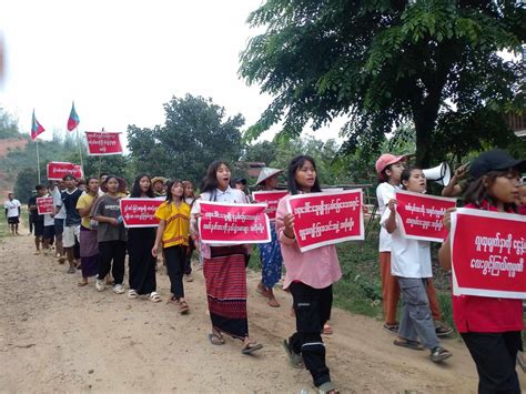 Mizzima ဓာတ်ပုံ မြင်းမထိတောင်တွင် ခဲသတ္တုတူးဖော်မှုကို မေ ၁၃ ရက်နေ့ ကန့်ကွက်ဆန္ဒပြမှု