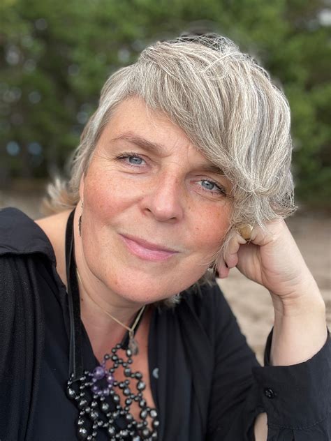 Ellen Marie Jakobsson Lassbo Förlag