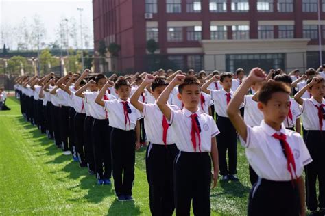 呼号动作标准图片 呼号动作图片 大山谷图库
