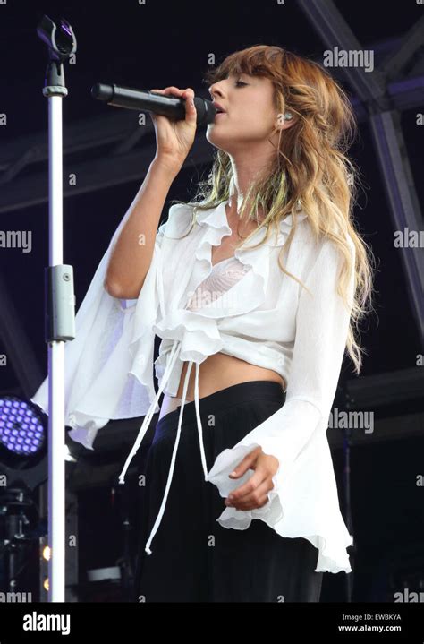 London Uk 21st June 2015 Foxes Aka Louisa Rose Allen At The