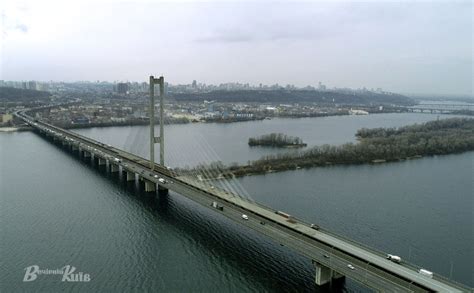 Водіям приватних авто заборонений вїзд на Південний міст Вечірній Київ