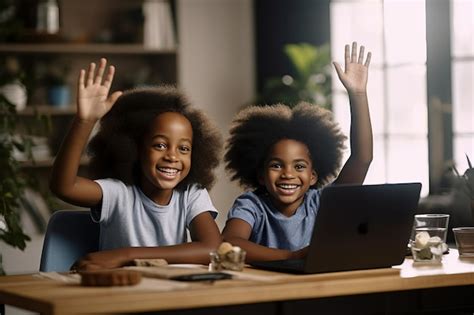 Hermanos Afroamericanos Empoderados Prosperando En La Educación En Línea Un Viaje De éxito Y