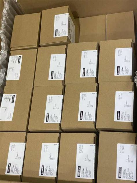 Siemens 6es7288 Industrial Control Module New Condition For 6es7 288 5cm01 0aa0 Sb Cm01