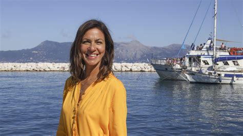 The Greek Islands With Julia Bradbury Twofour