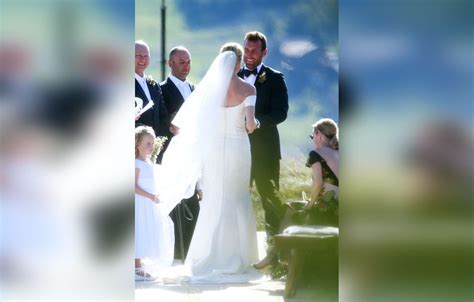 Pics Inside Erin Andrews Gorgeous Montana Wedding To Jarret Stoll